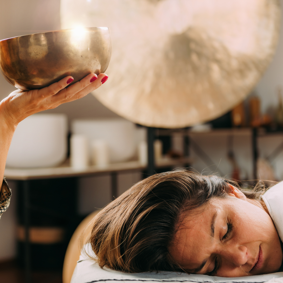 How Quantum Healing Complements Traditional Medicine: 7 Key Benefits ...